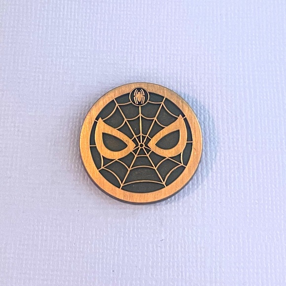Disney | Jewelry | Spiderman Icons Marvel Avengers Disney Trading Pin ...